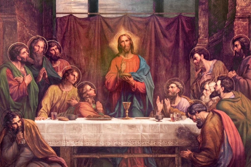 Why Do We Cross Our Fingers for Luck? - History Facts